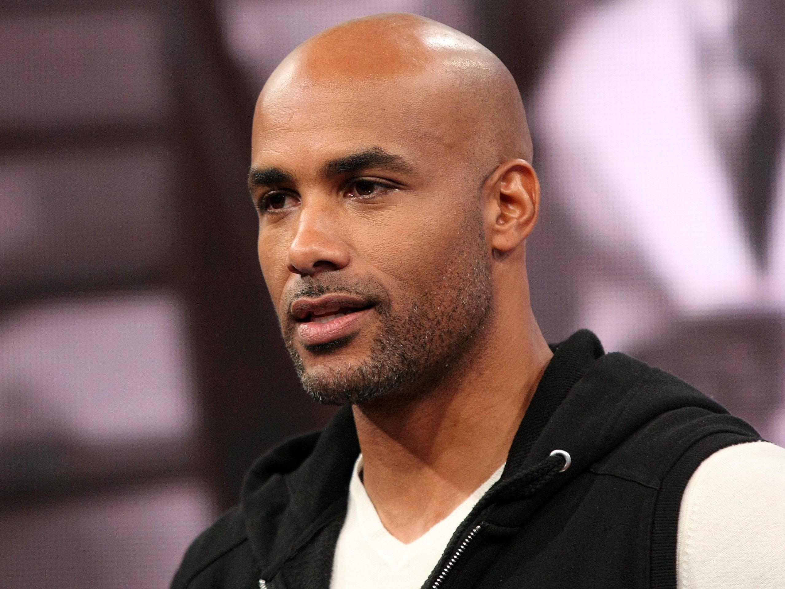11 Most Handsome Actors With Bald Hair | BeautyWayMag