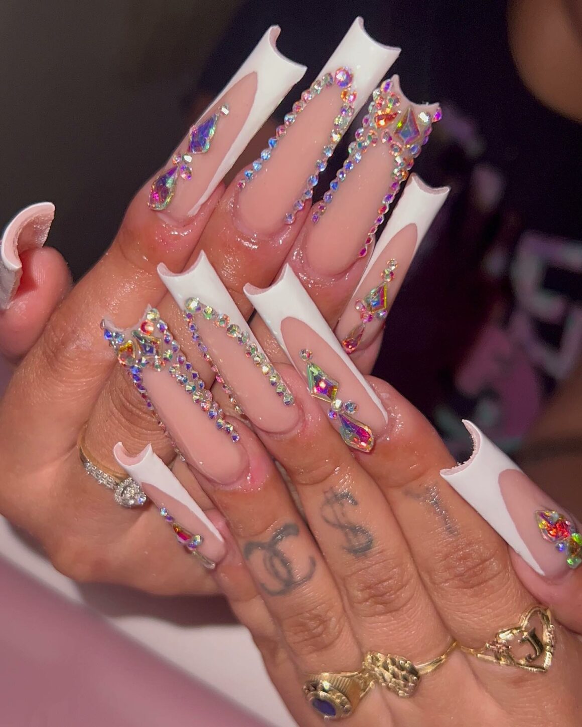 35 Classy Baddie Nails For The New Year | BeautyWayMag