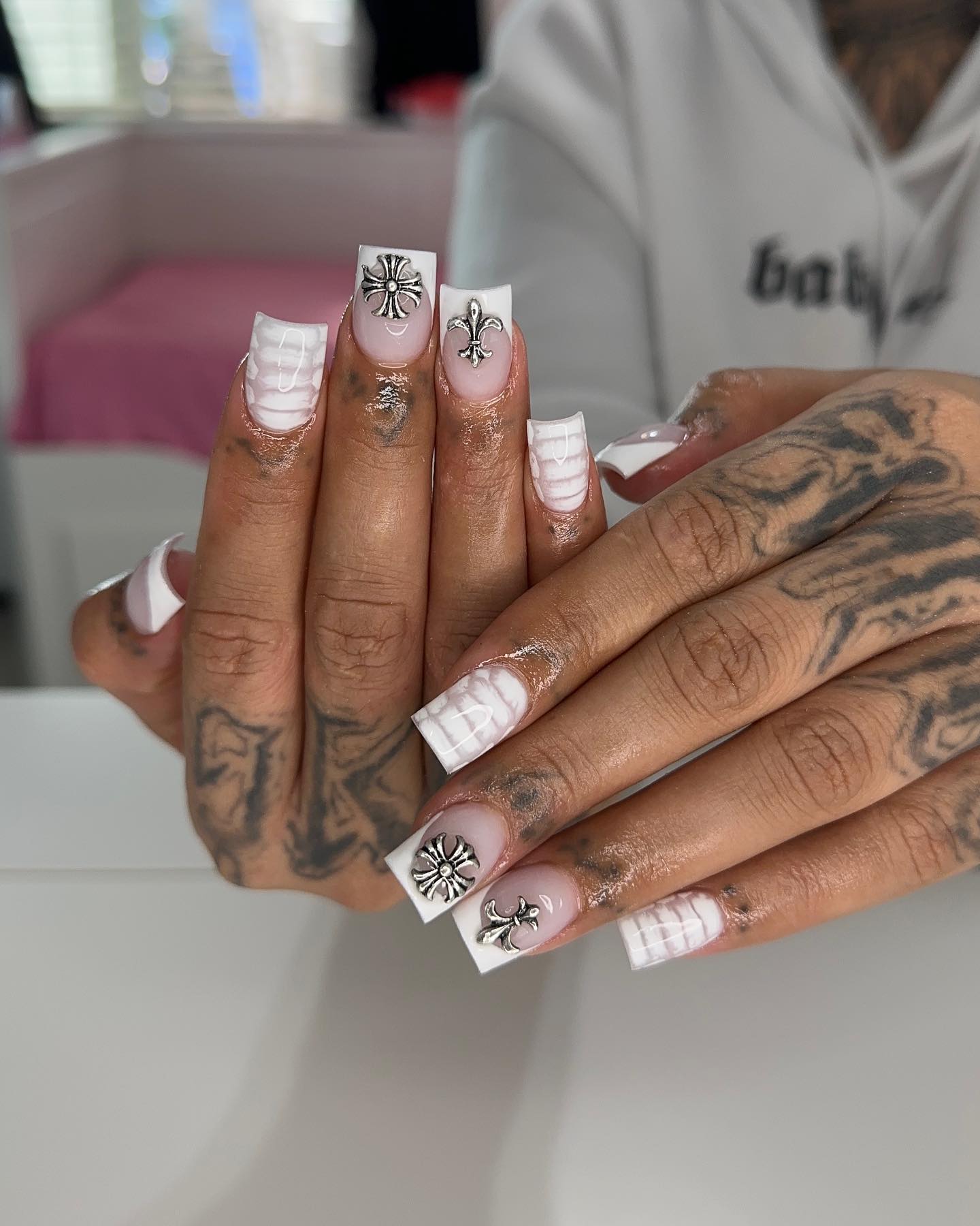 41 Short Acrylic Nail Ideas to Try Today | BeautyWayMag