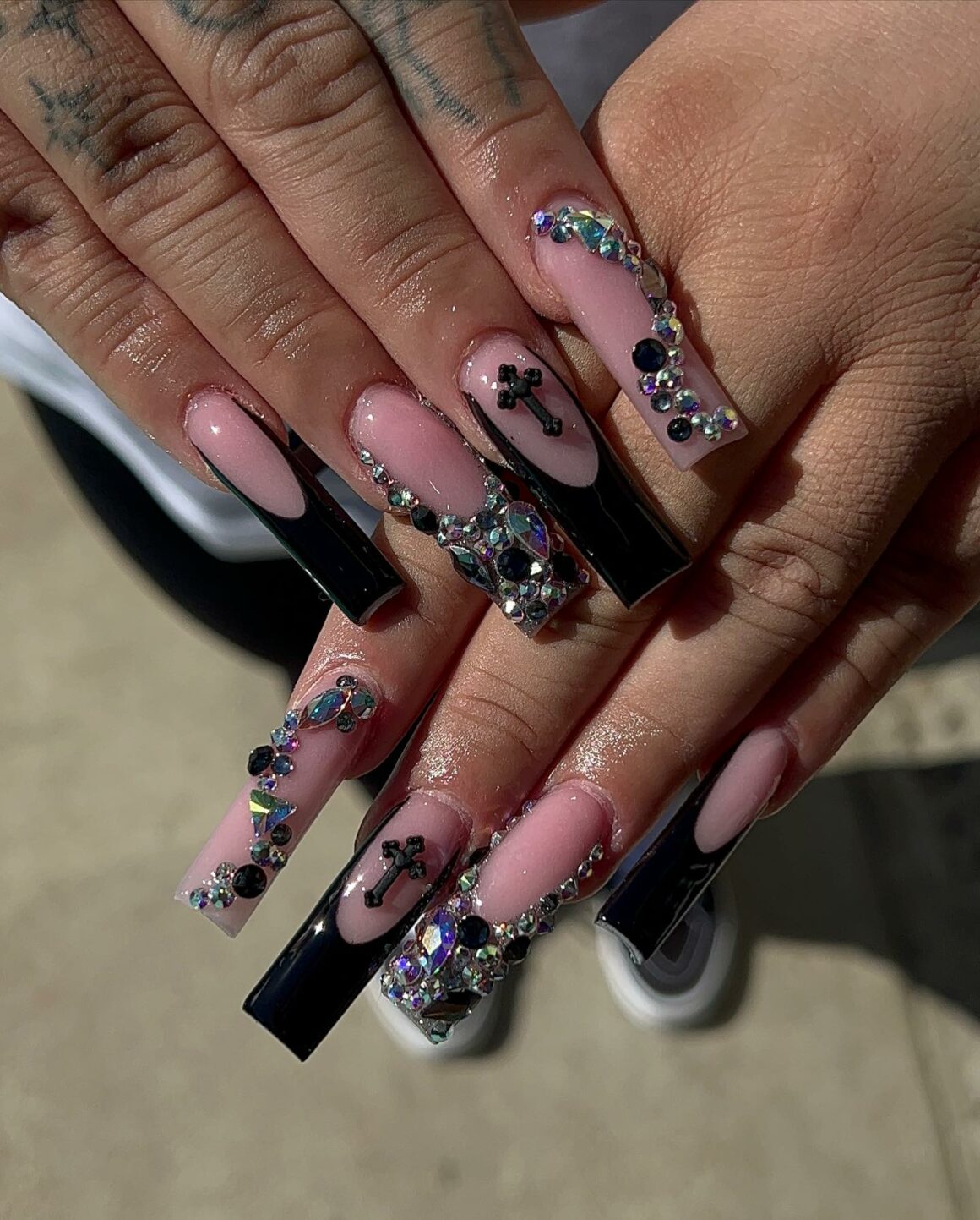 35 Classy Baddie Nails For The New Year | BeautyWayMag