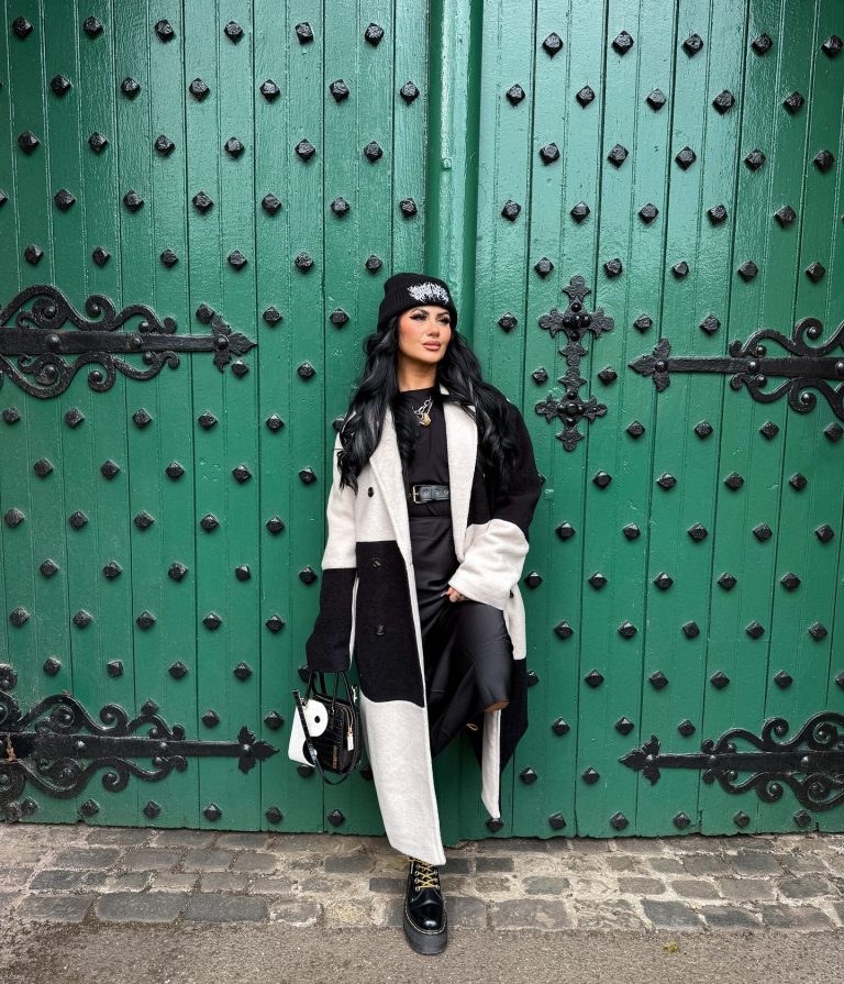 17 Edgy Winter Goth Outfits for Women | BeautyWayMag