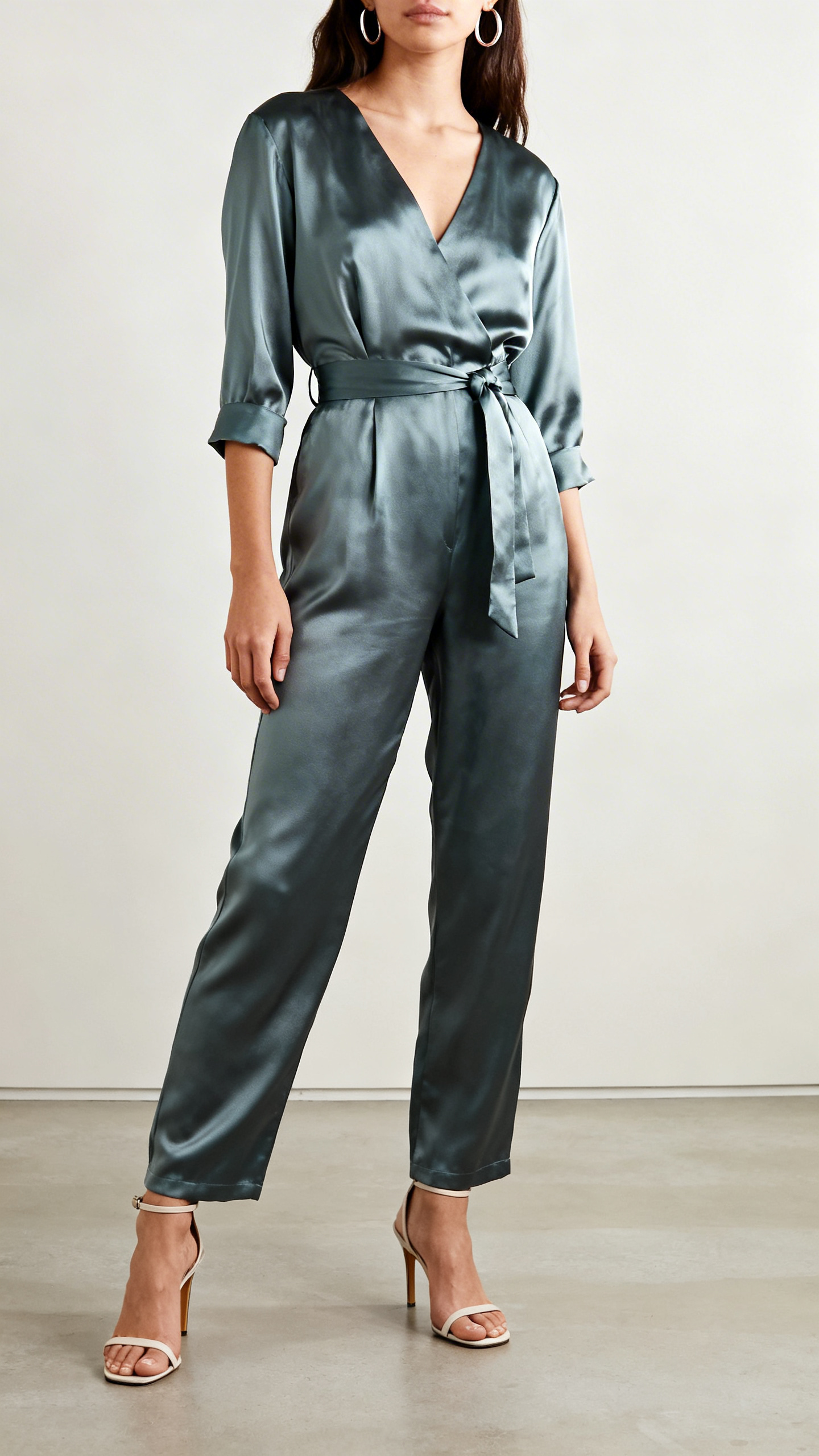 15 Elegant March Wedding Guest Outfit Ideas | BeautyWayMag